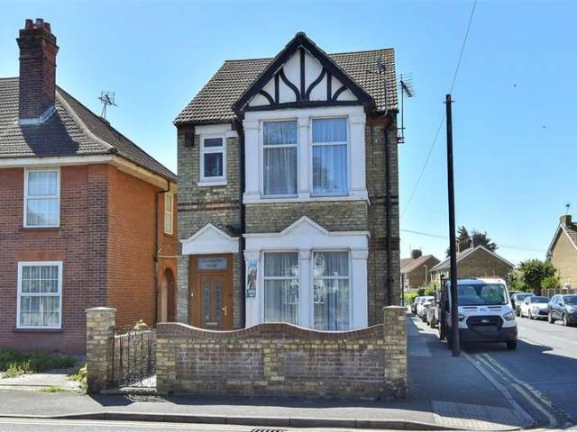3 Bedroom Detached House