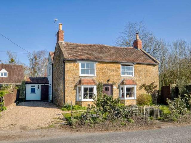 3 Bedroom Detached House