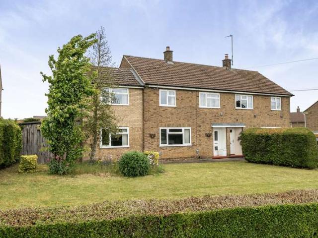 4 Bedroom Semi Detached House