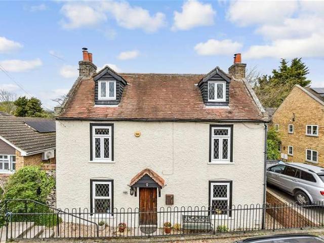 3 Bedroom Detached House