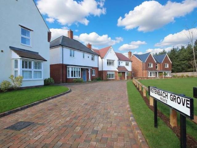 3 Bedroom Detached House