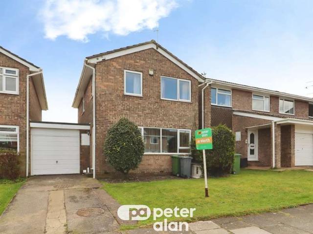 3 Bedroom Detached House