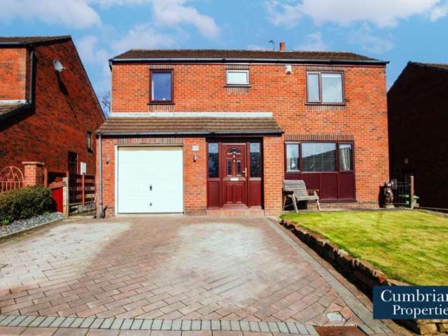 3 Bedroom Detached House