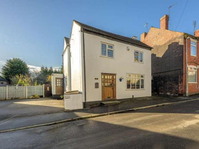 3 Bedroom Detached House