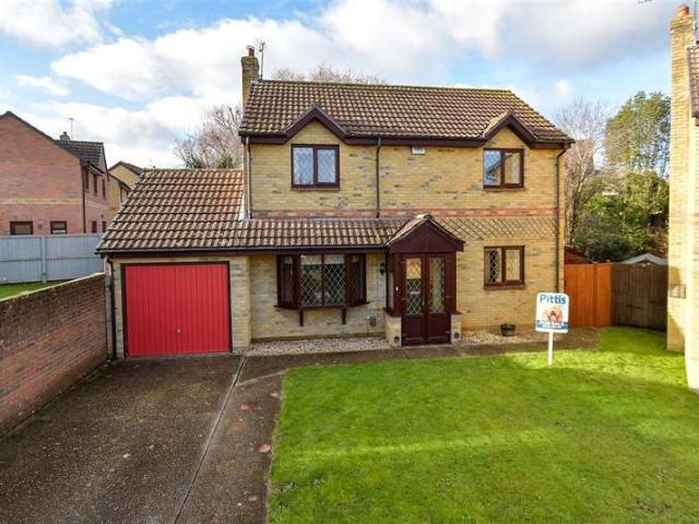 3 Bedroom Detached House