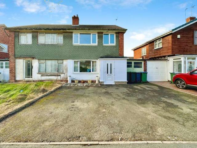 3 Bedroom Detached House