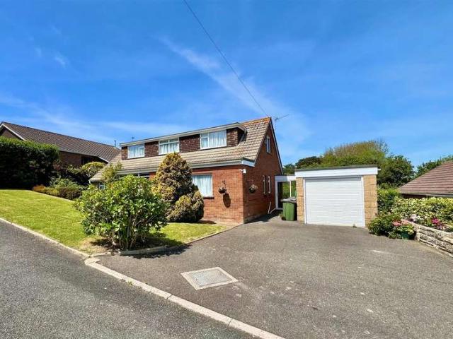 3 Bedroom Detached House