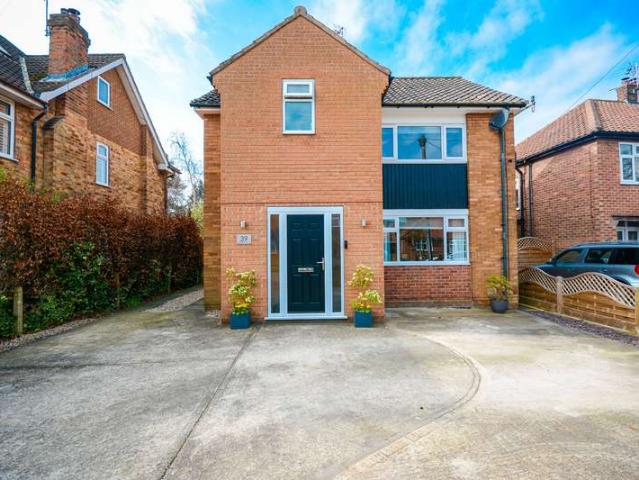 3 Bedroom Detached House