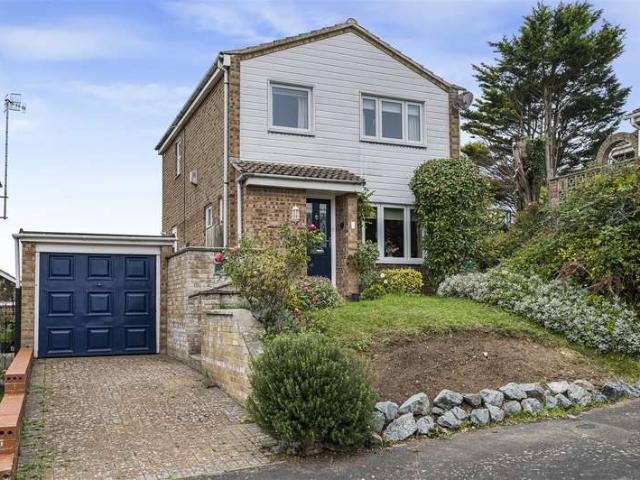 3 Bedroom Detached House