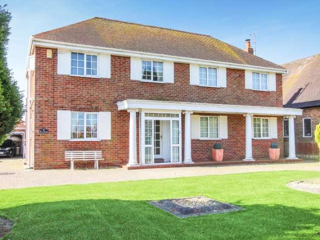 3 Bedroom Detached House