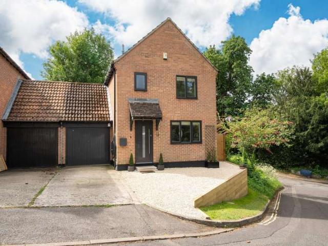 3 Bedroom Detached House