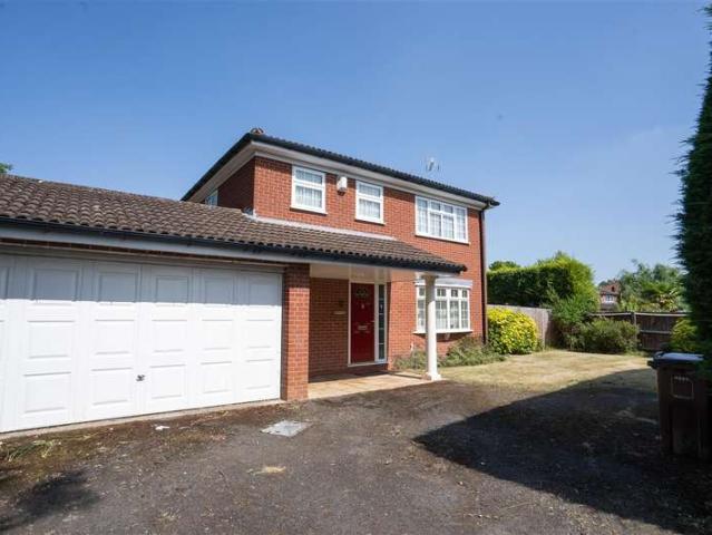 3 Bedroom Detached House