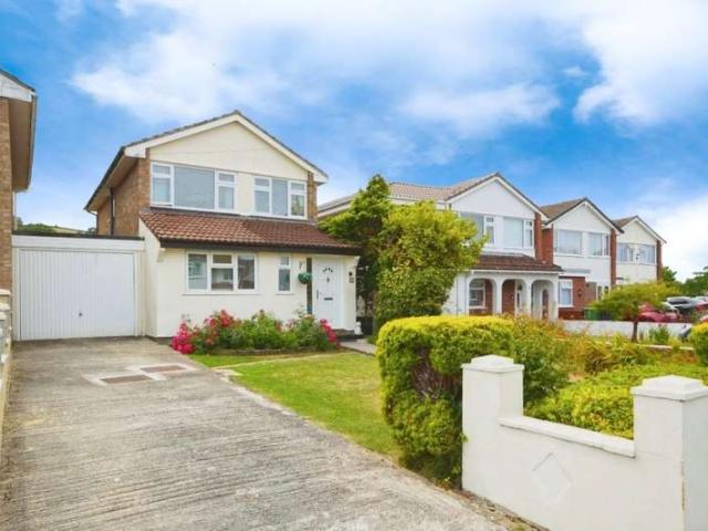 3 Bedroom Detached House