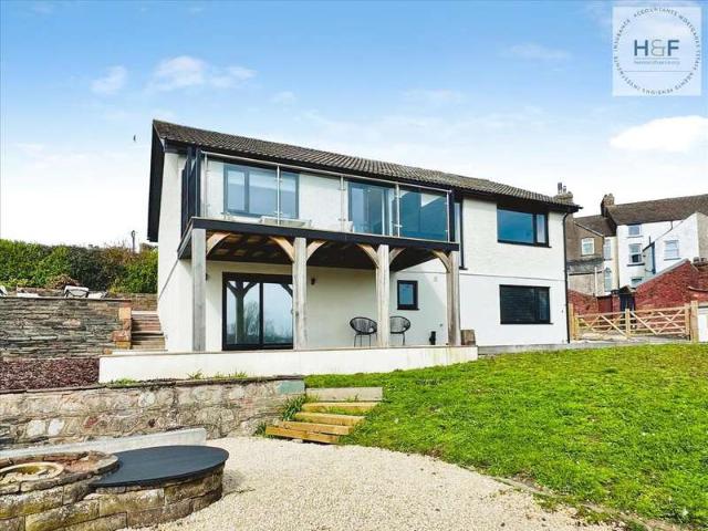 3 Bedroom Detached House