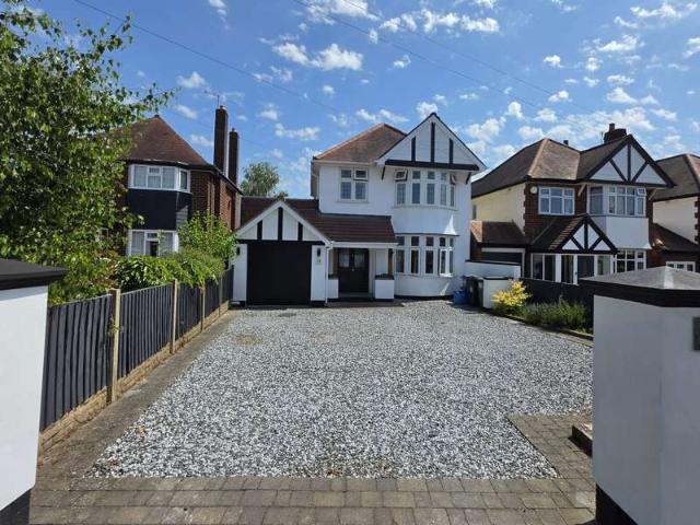 3 Bedroom Detached House