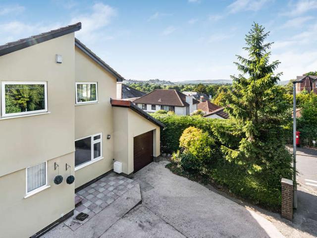 3 Bedroom Detached House