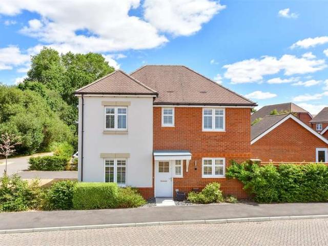3 Bedroom Detached House