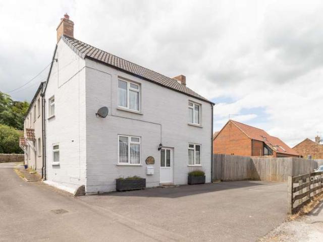 3 Bedroom Detached House