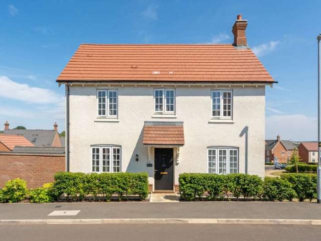 3 Bedroom Detached House