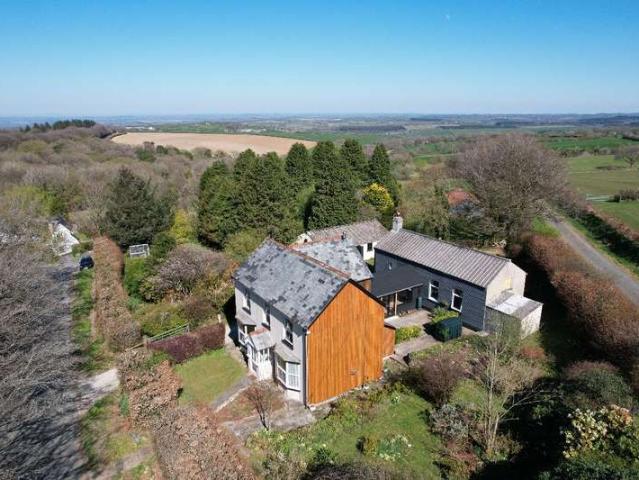 3 Bedroom Detached House
