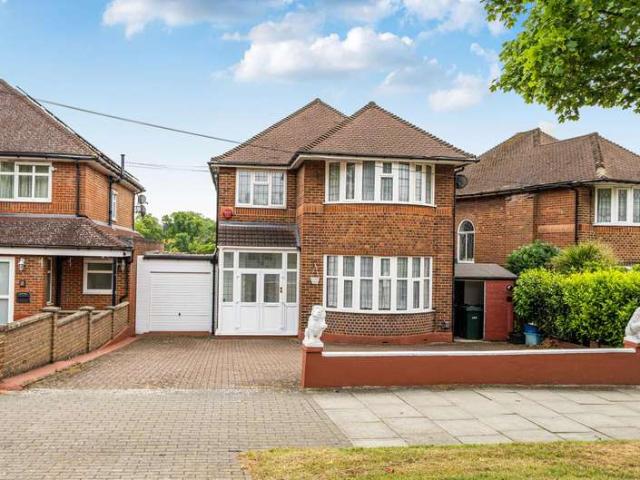 3 Bedroom Detached House