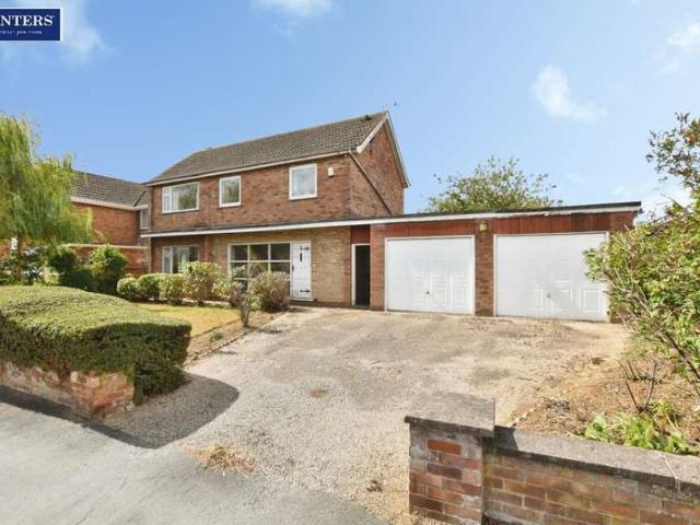 3 Bedroom Detached House
