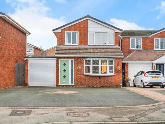 3 Bedroom Detached House