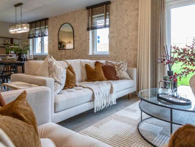 3 Bedroom Detached House