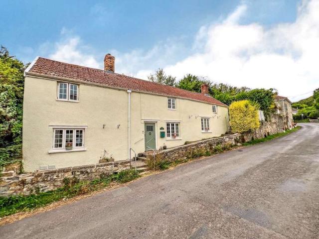 3 Bedroom Detached House