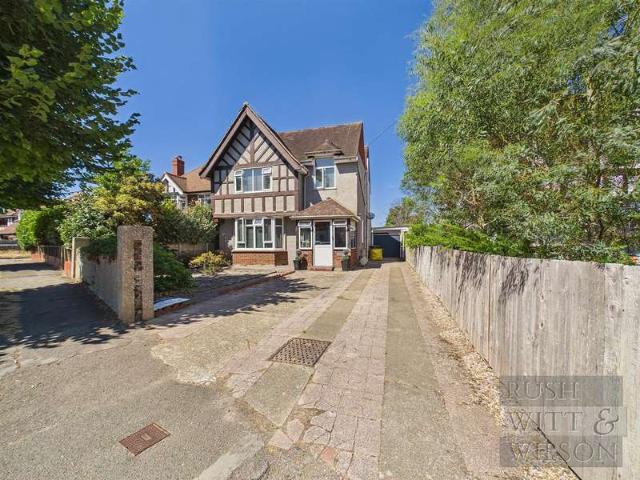 3 Bedroom Detached House