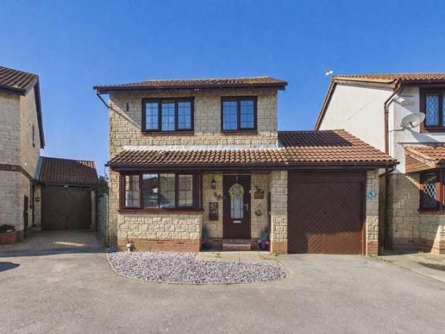 3 Bedroom Detached House