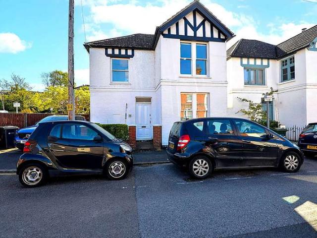 3 Bedroom Detached House