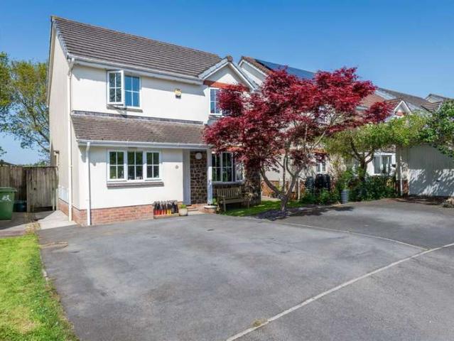 3 Bedroom Detached House