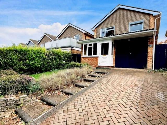 3 Bedroom Detached House