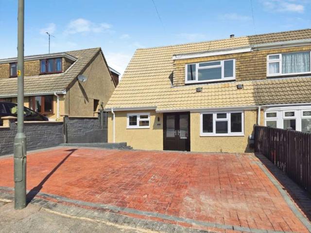 3 Bedroom Detached House