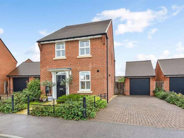 3 Bedroom Detached House