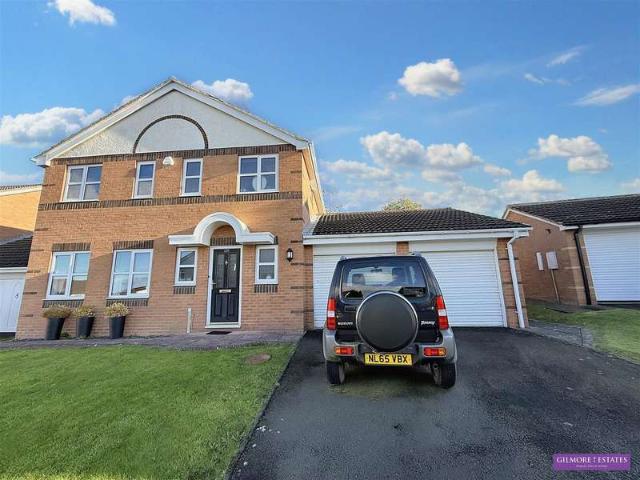 4 Bedroom Detached House