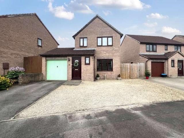 3 Bedroom Detached House