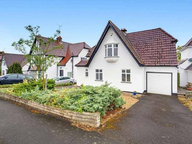 3 Bedroom Detached House