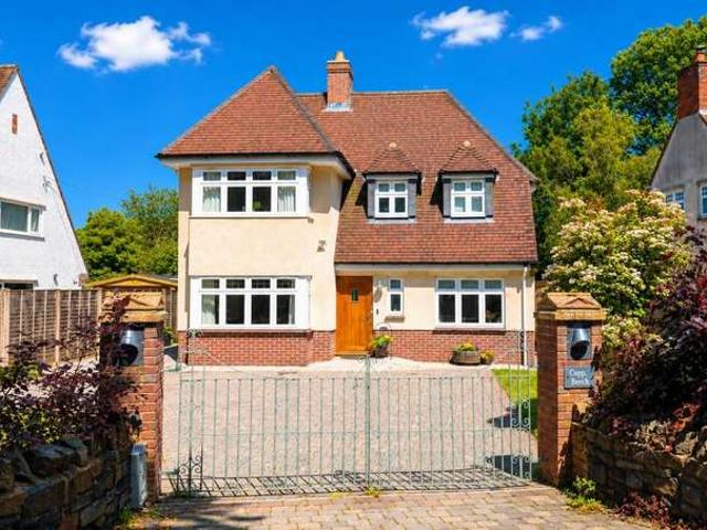3 Bedroom Detached House