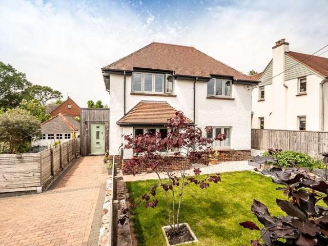 3 Bedroom Detached House