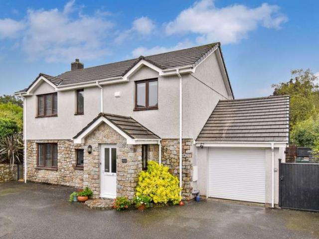 3 Bedroom Detached House