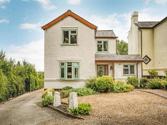 3 Bedroom Detached House