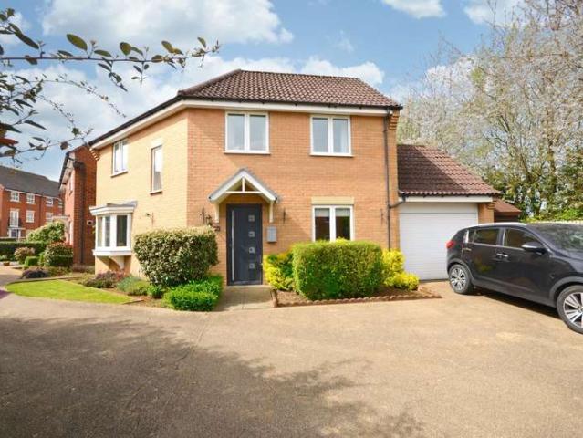 3 Bedroom Detached House