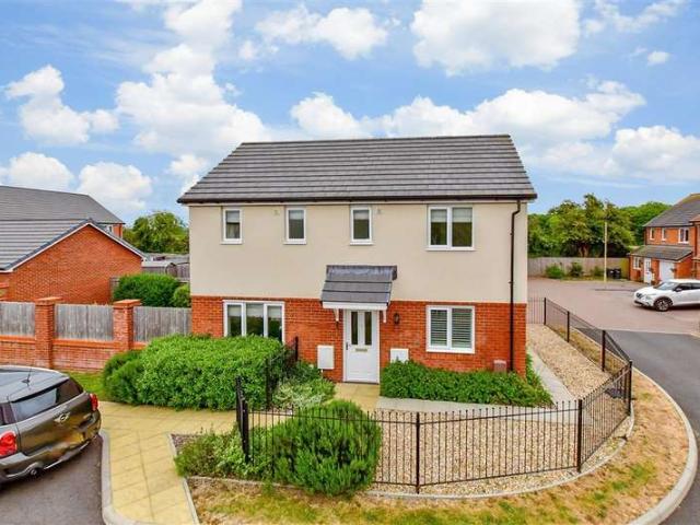3 Bedroom Detached House