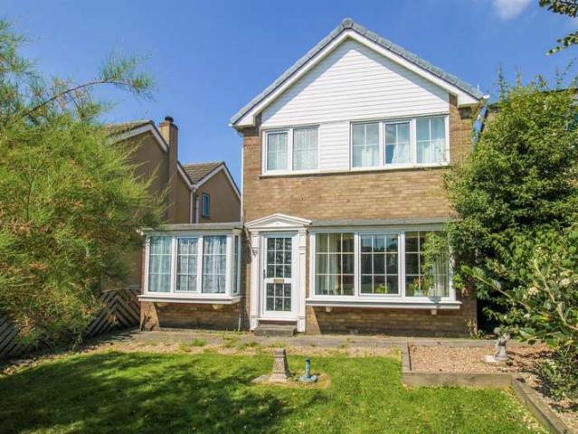 3 Bedroom Detached House