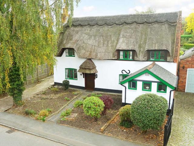 3 Bedroom Detached House