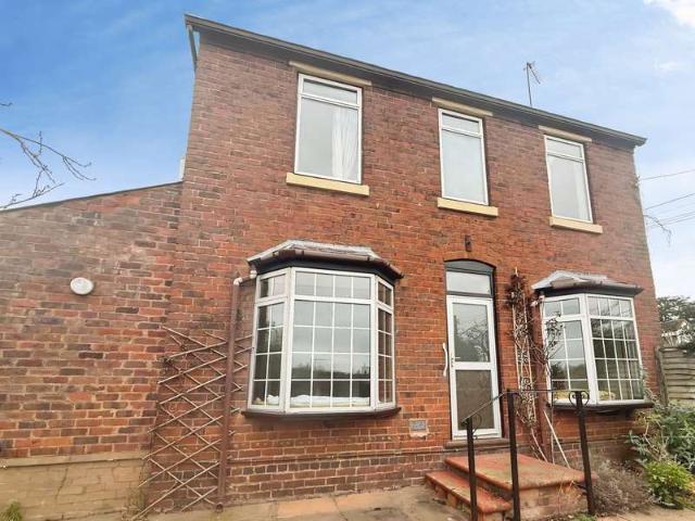 3 Bedroom Detached House