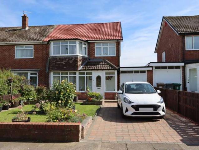 3 Bedroom Detached House