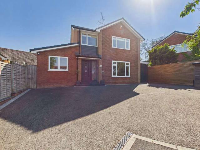 3 Bedroom Detached House